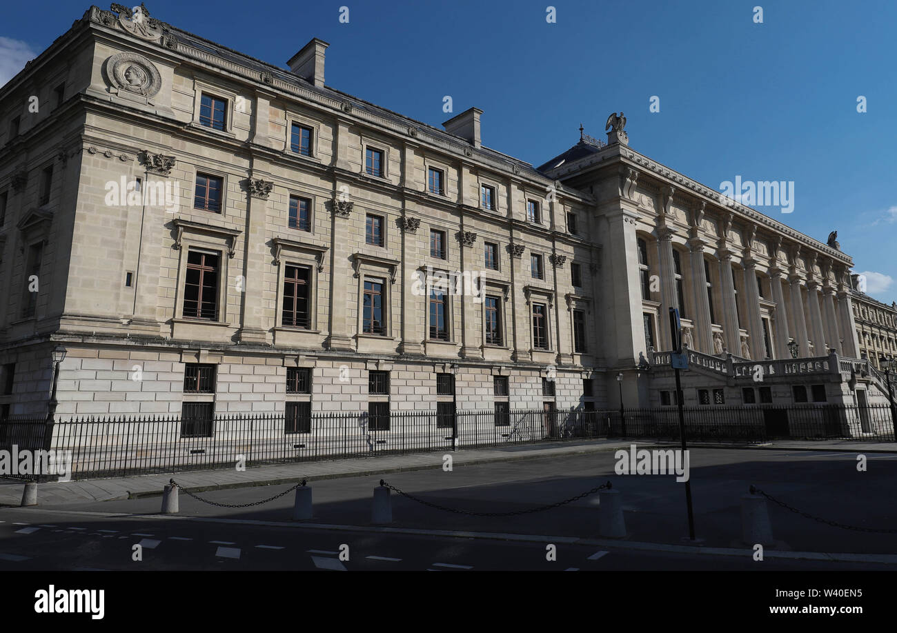 The building of Justice palace located on Cite island, Paris, France ...