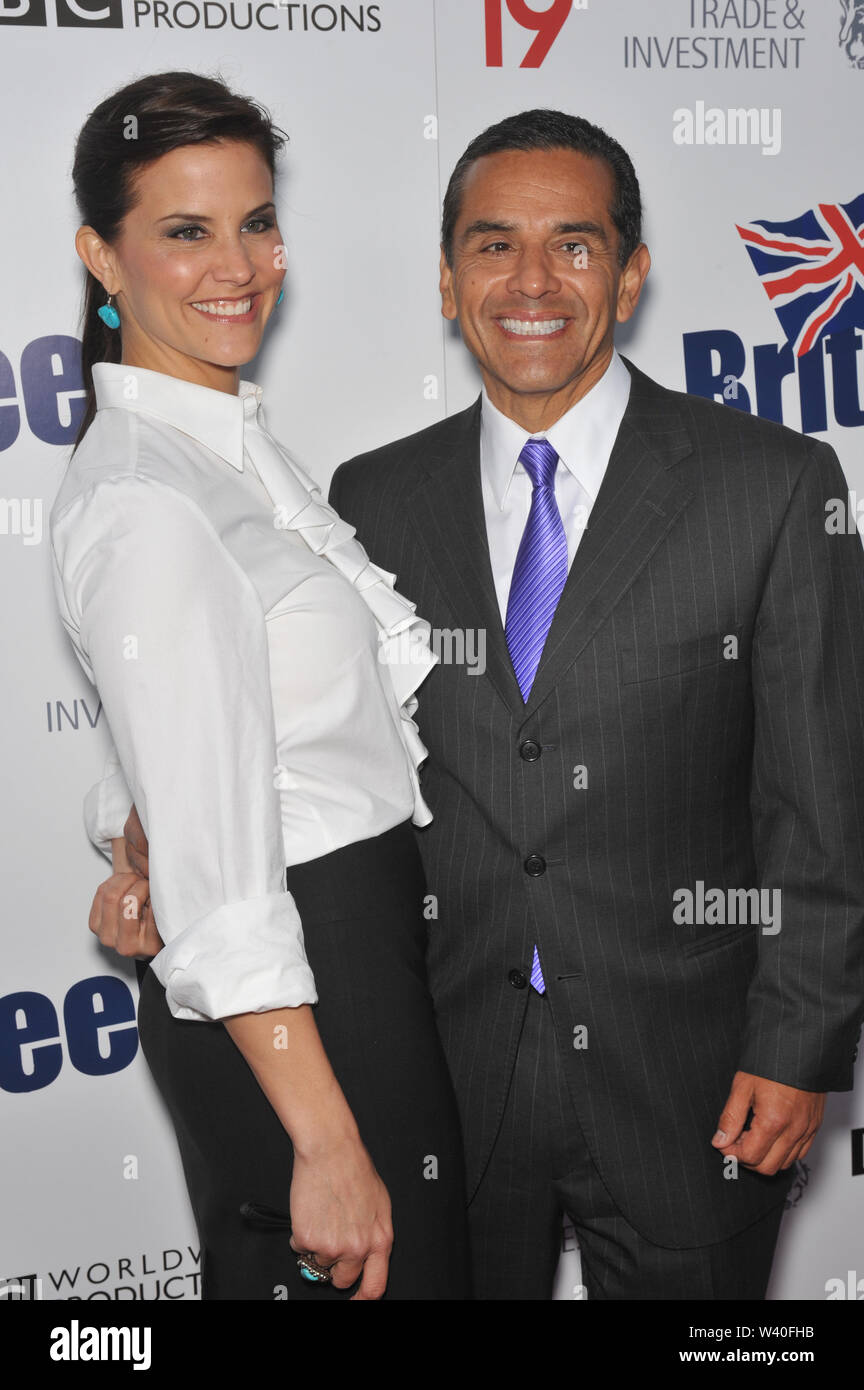 Mayor antonio villaraigosa lu parker hi-res stock photography and ...
