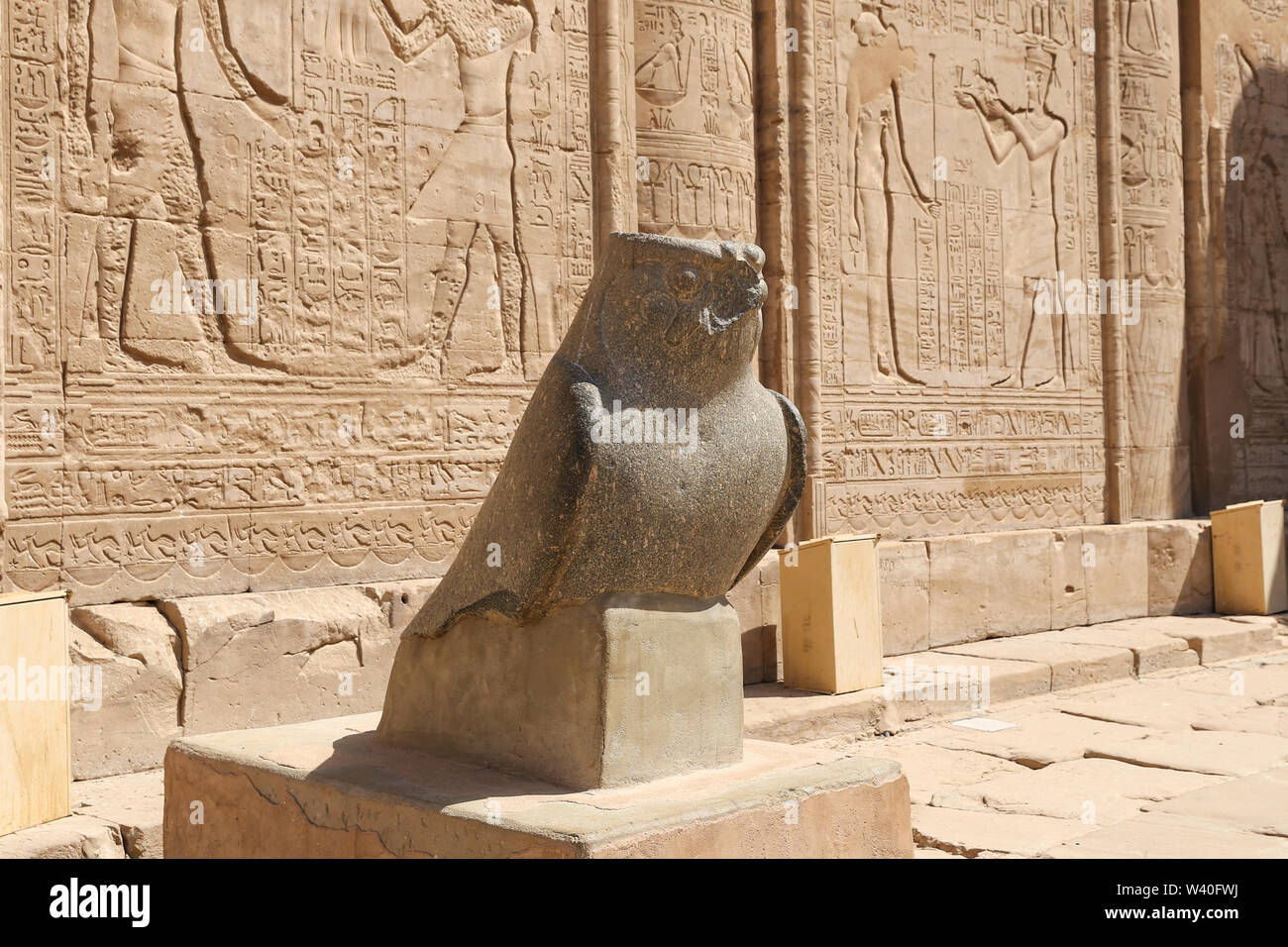 Horus Statue in Edfu Temple, Edfu Town, Egypt Stock Photo - Alamy