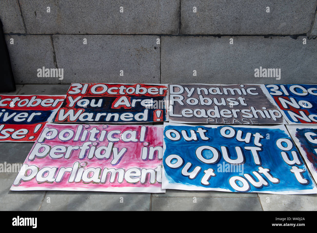 Brexit leave campaign hi-res stock photography and images - Alamy