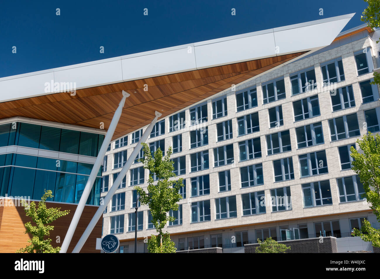 Waterfront development hi-res stock photography and images - Alamy