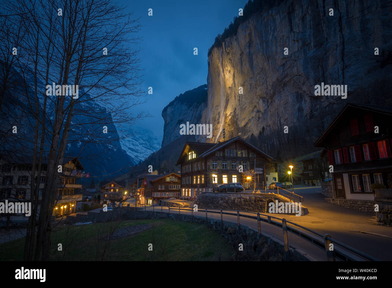 Interlaken switzerland night hi-res stock photography and images - Alamy