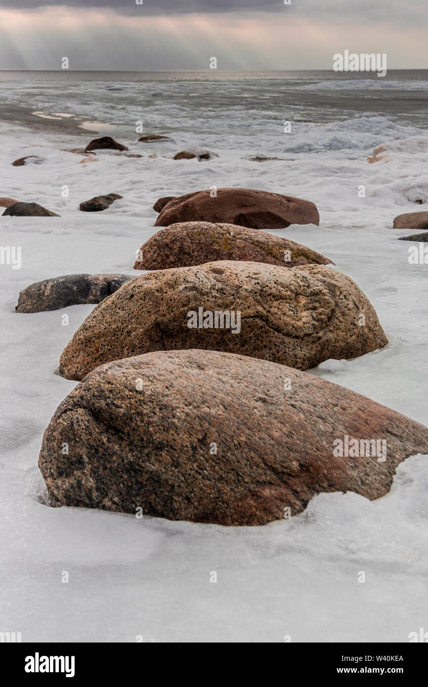 Four stones hi-res stock photography and images - Alamy