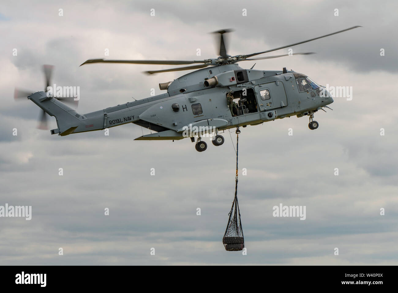 Merlin mk4 commando helicopter hi-res stock photography and images - Alamy