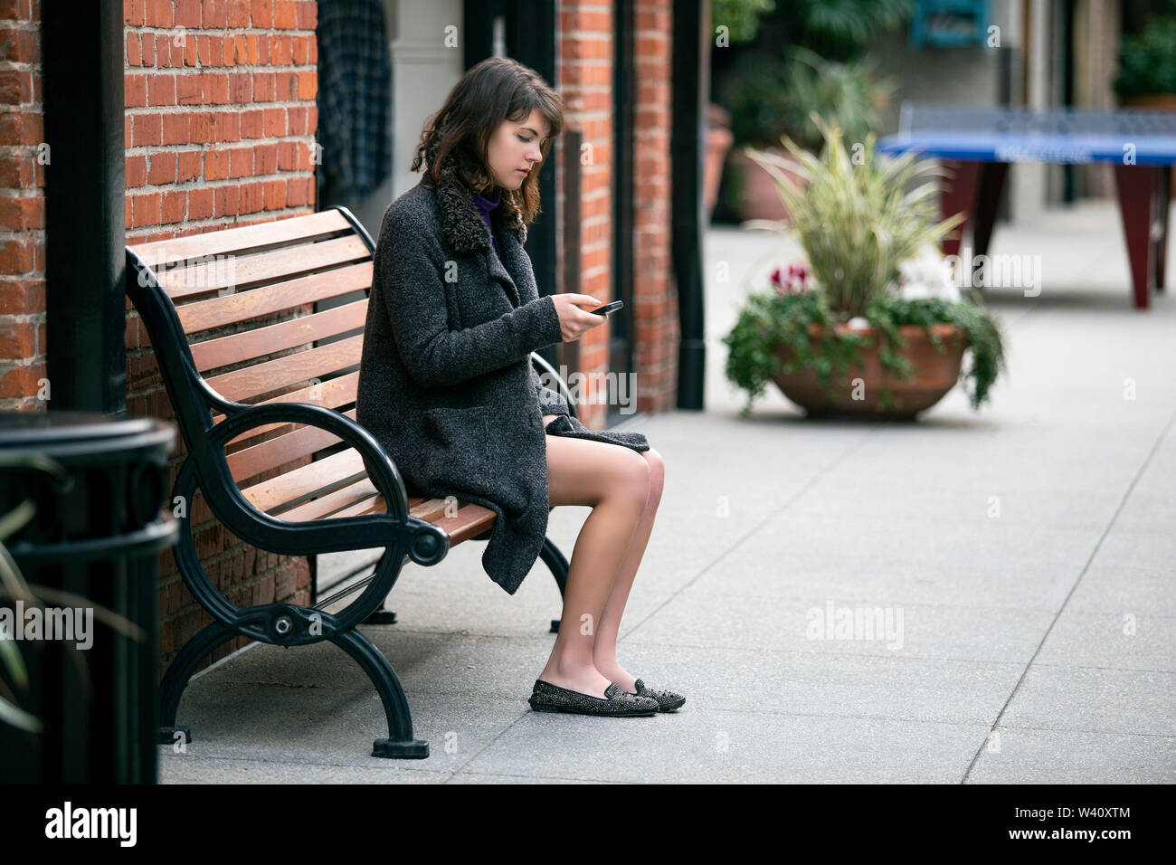 Bus reading lady girl hi-res stock photography and images - Alamy