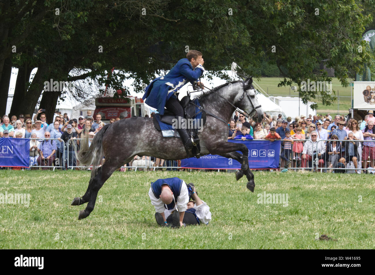 Old show jumping hi-res stock photography and images - Alamy