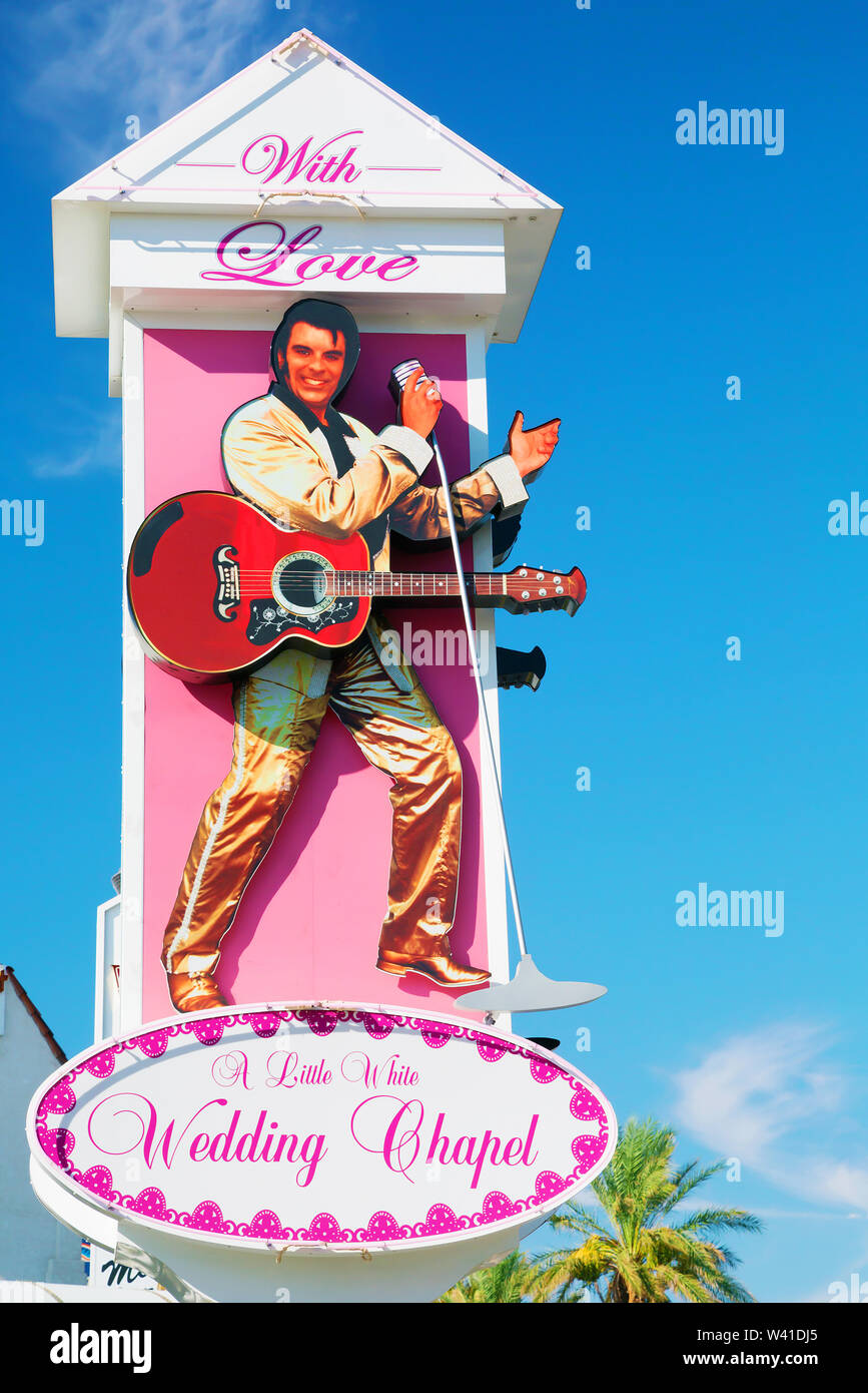 Las vegas sign elvis hi-res stock photography and images - Alamy