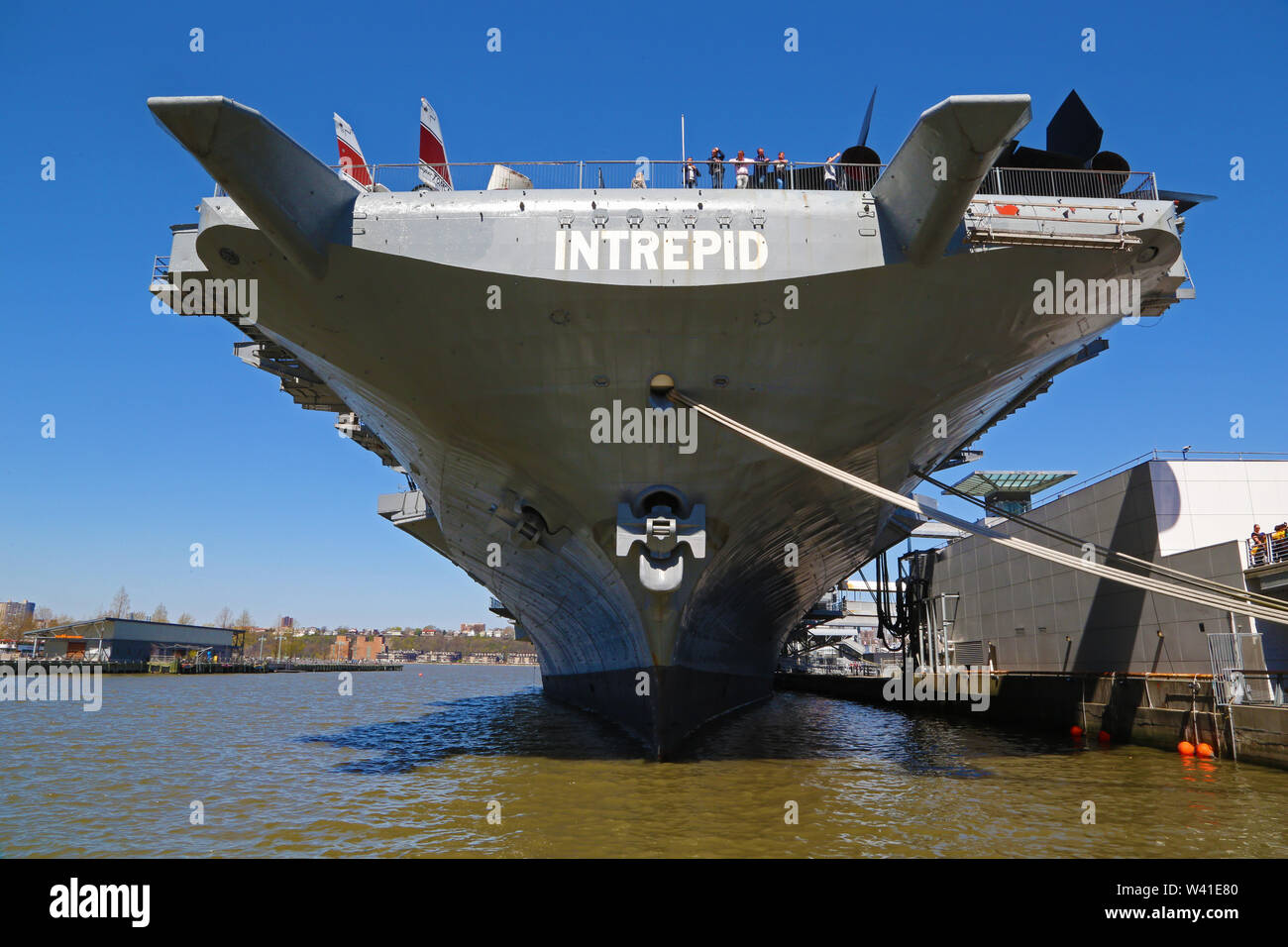 United states navy aircraft carrier hi-res stock photography and images ...