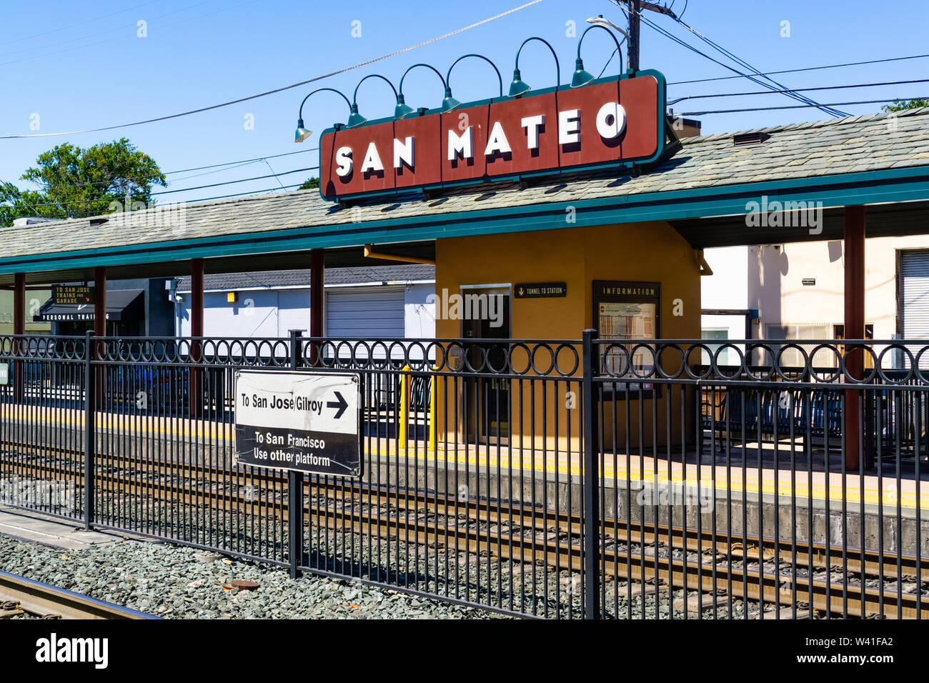 San francisco station sign hi-res stock photography and images - Alamy