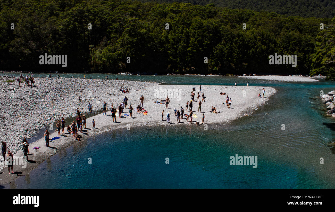 Blue pool haast hi-res stock photography and images - Alamy