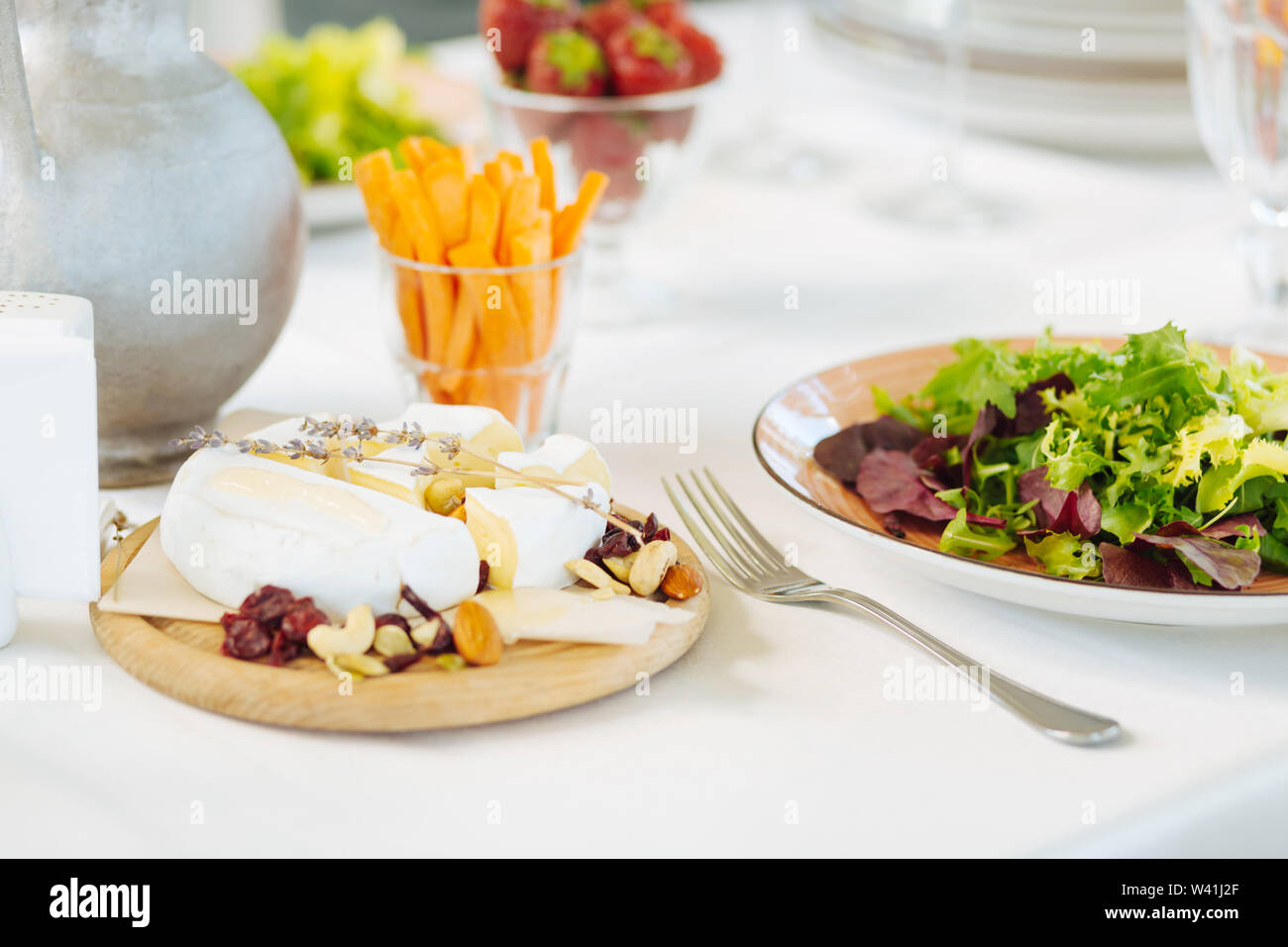 Nourishing dishes hi-res stock photography and images - Alamy