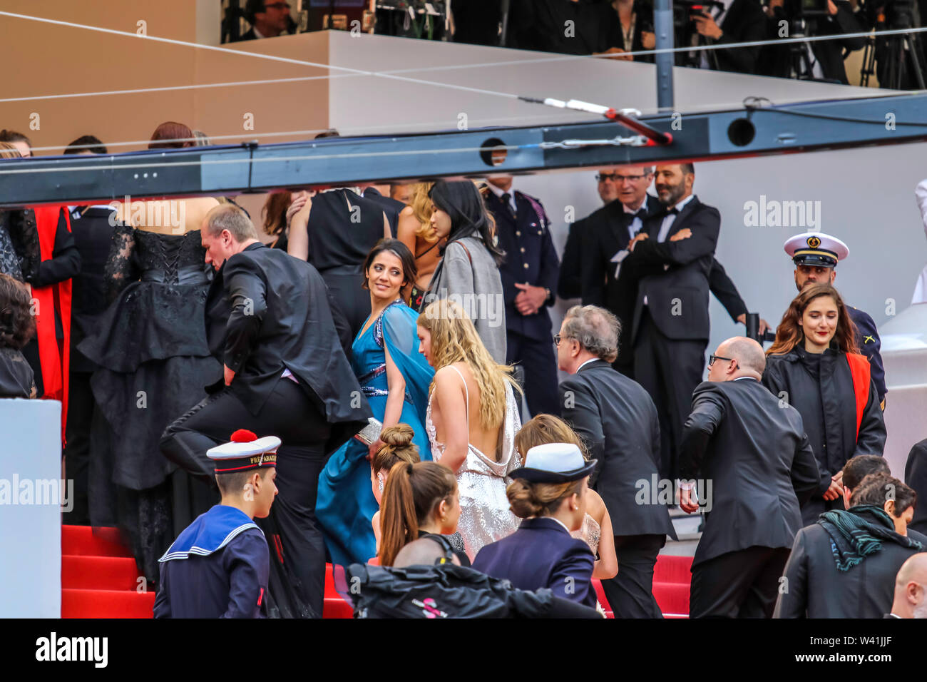 72e Festival de Cannes - May 19, 2019 - 6pm - Public, Croisette, stars ...