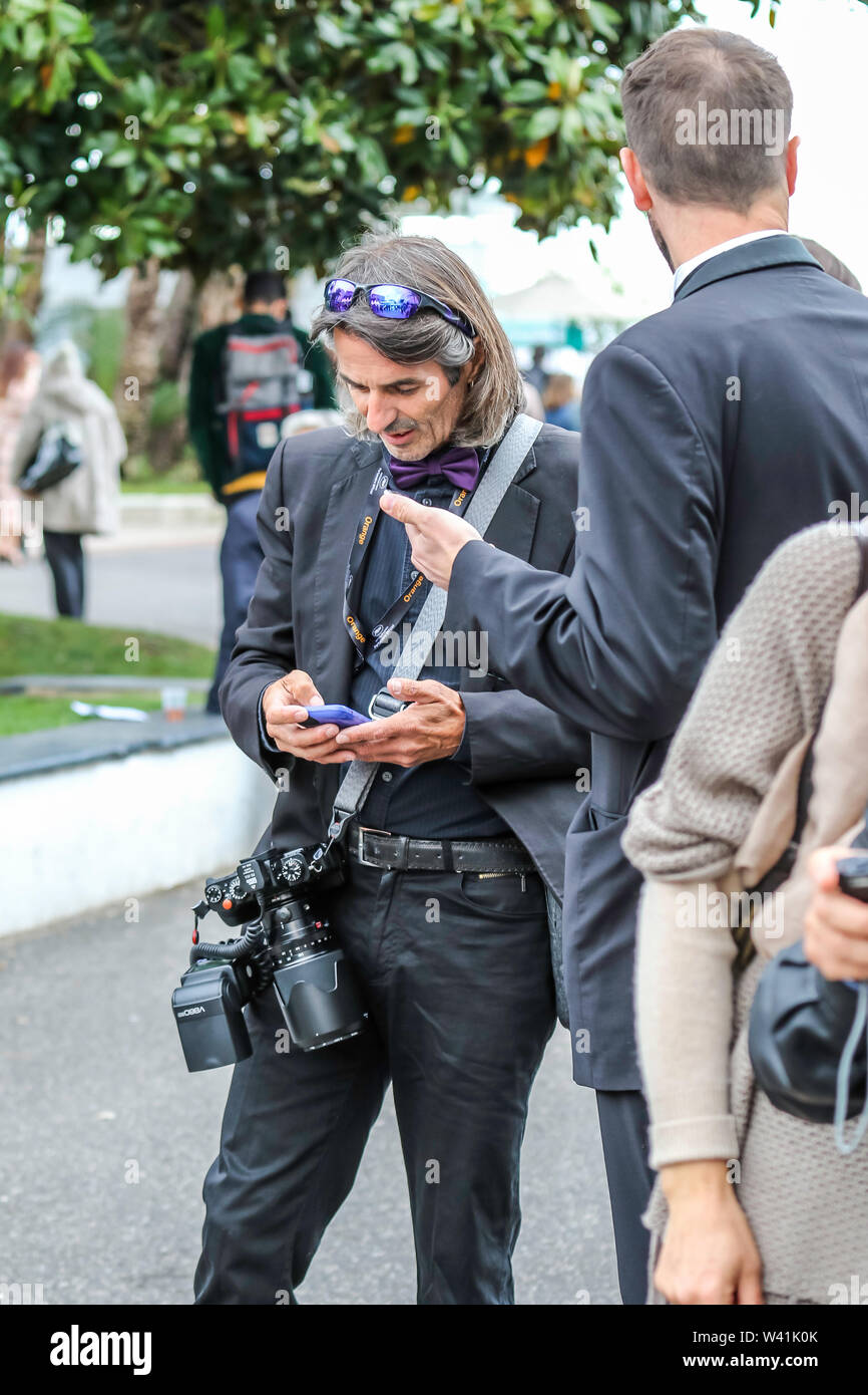 72e Festival de Cannes - May 19, 2019 - 6pm - Public, Croisette, stars ...