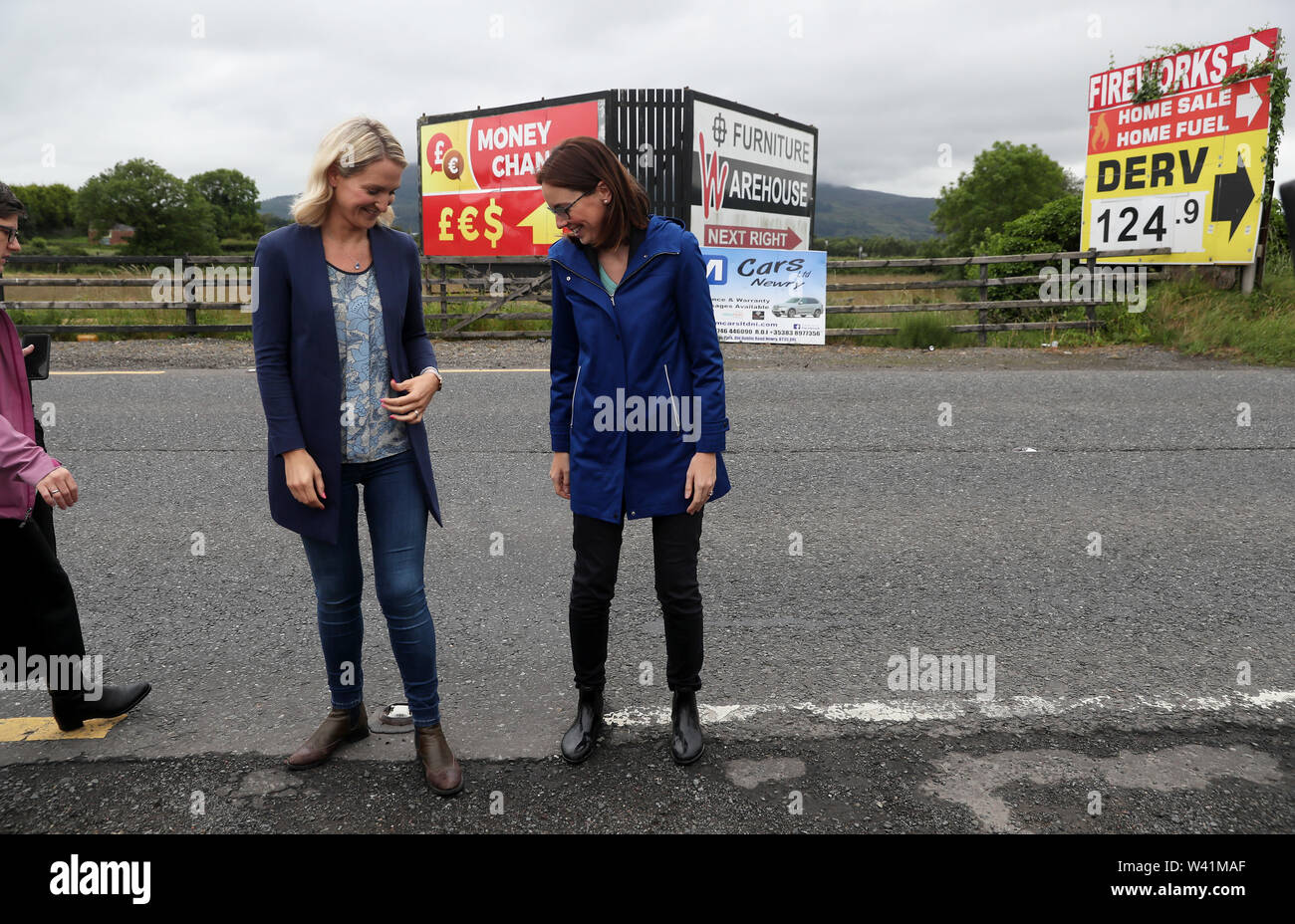 Side border hi-res stock photography and images - Alamy