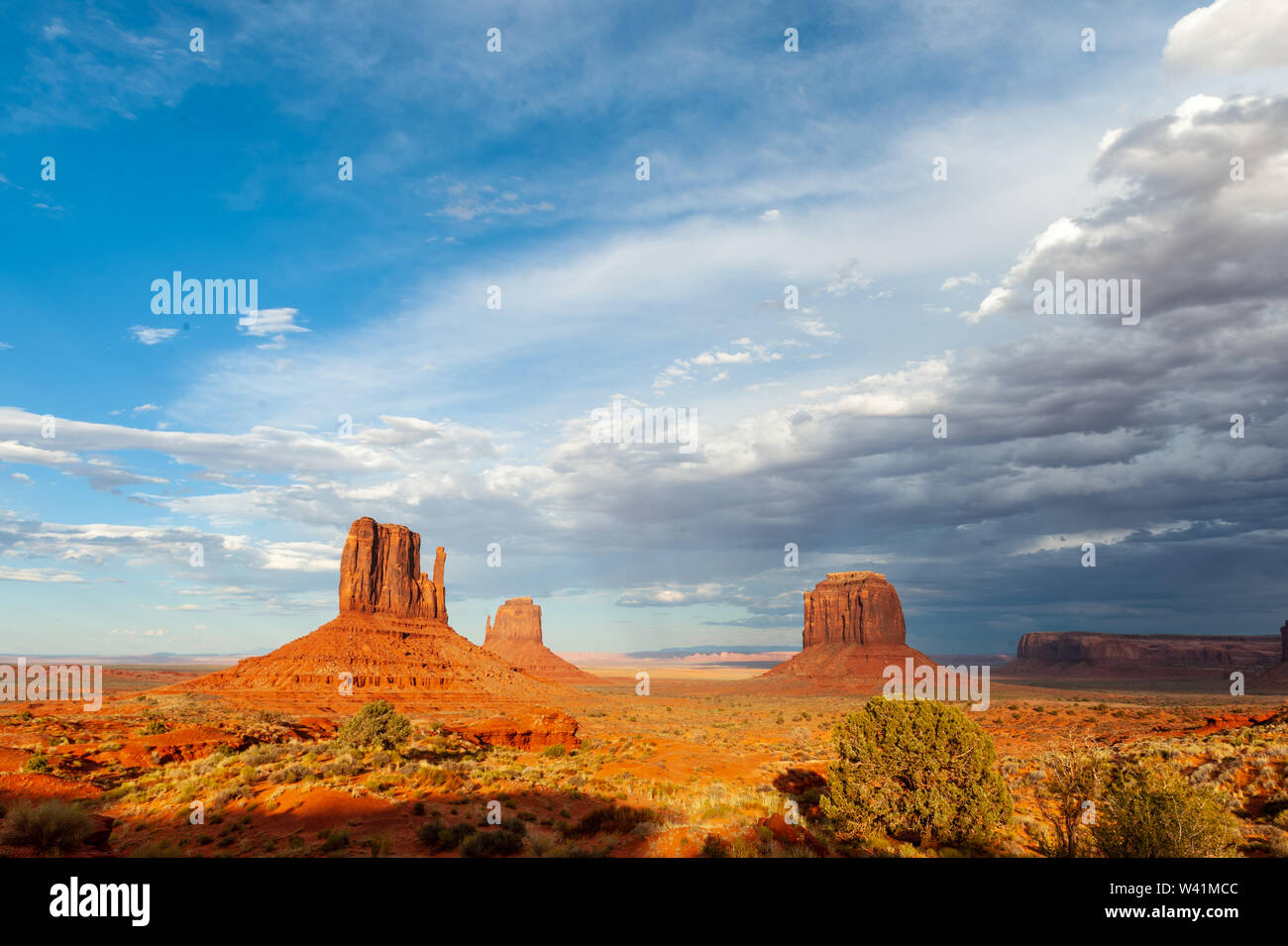 The famous Merrick and Mittens Buttes from monument valley basking in ...