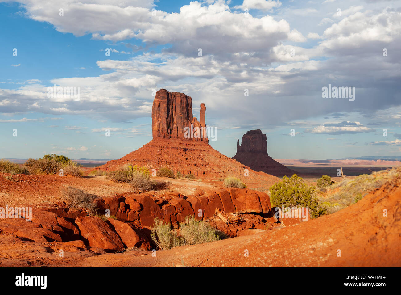 The famous Merrick and Mittens Buttes from monument valley basking in ...