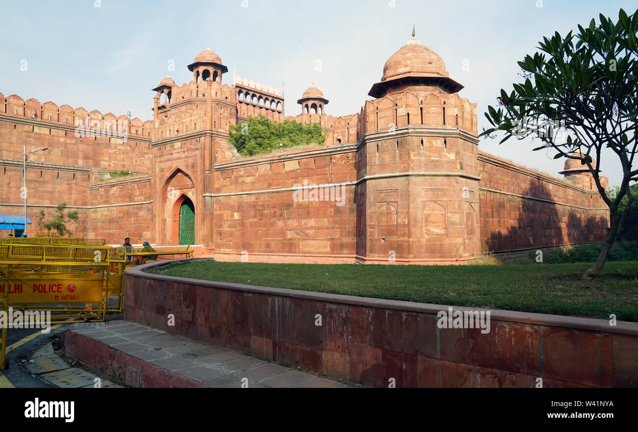 Delhi Gate, Red Fort, Delhi, India Stock Photo - Alamy