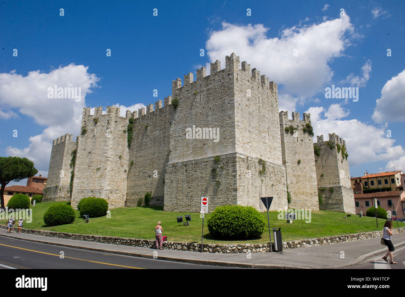 Castello prato hi-res stock photography and images - Alamy