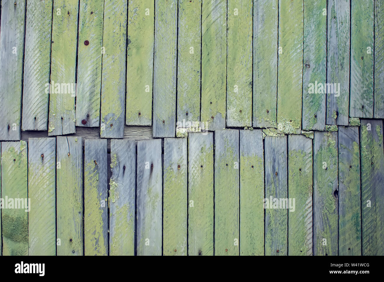 Green old wood vertical wall background or texture Stock Photo - Alamy