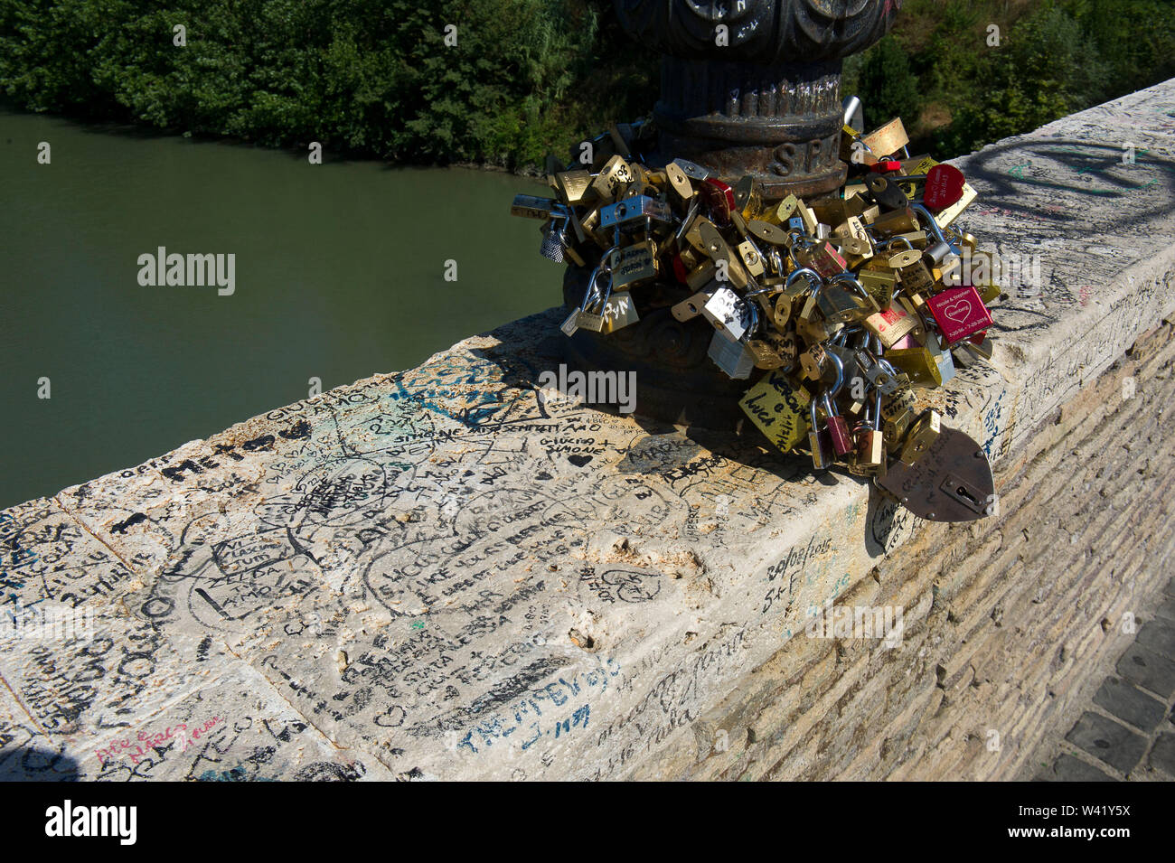 Europe, Italy, Lazio, Rome, Ponte Milvio, bridge of lovers, bridge with ...