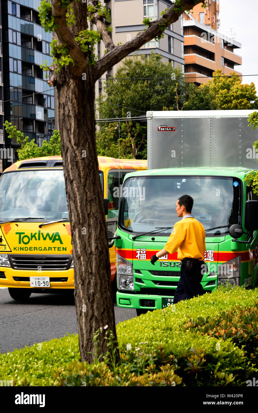 Japan lorry hi-res stock photography and images - Alamy