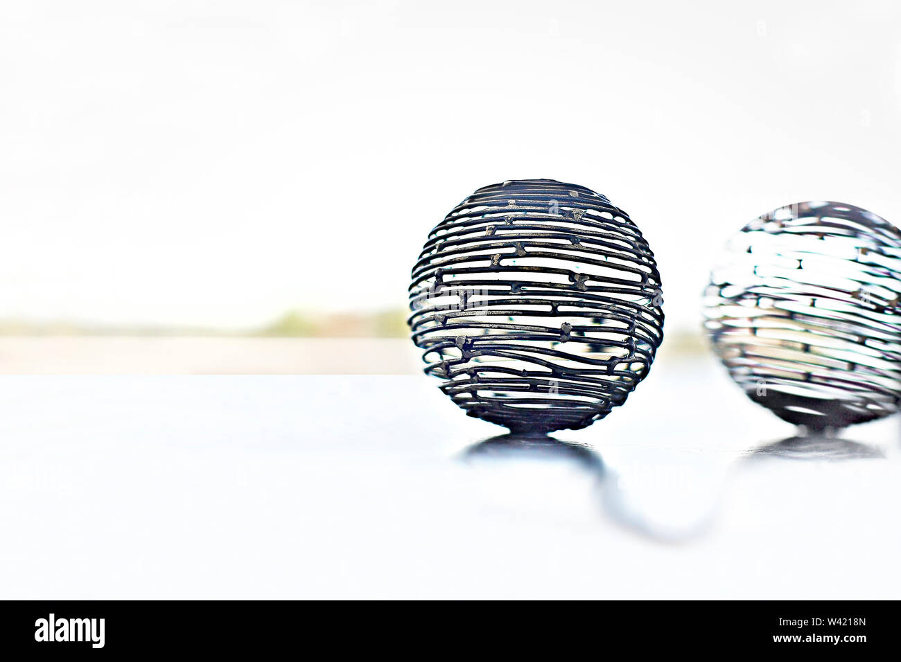 Ball like construction hi-res stock photography and images - Alamy