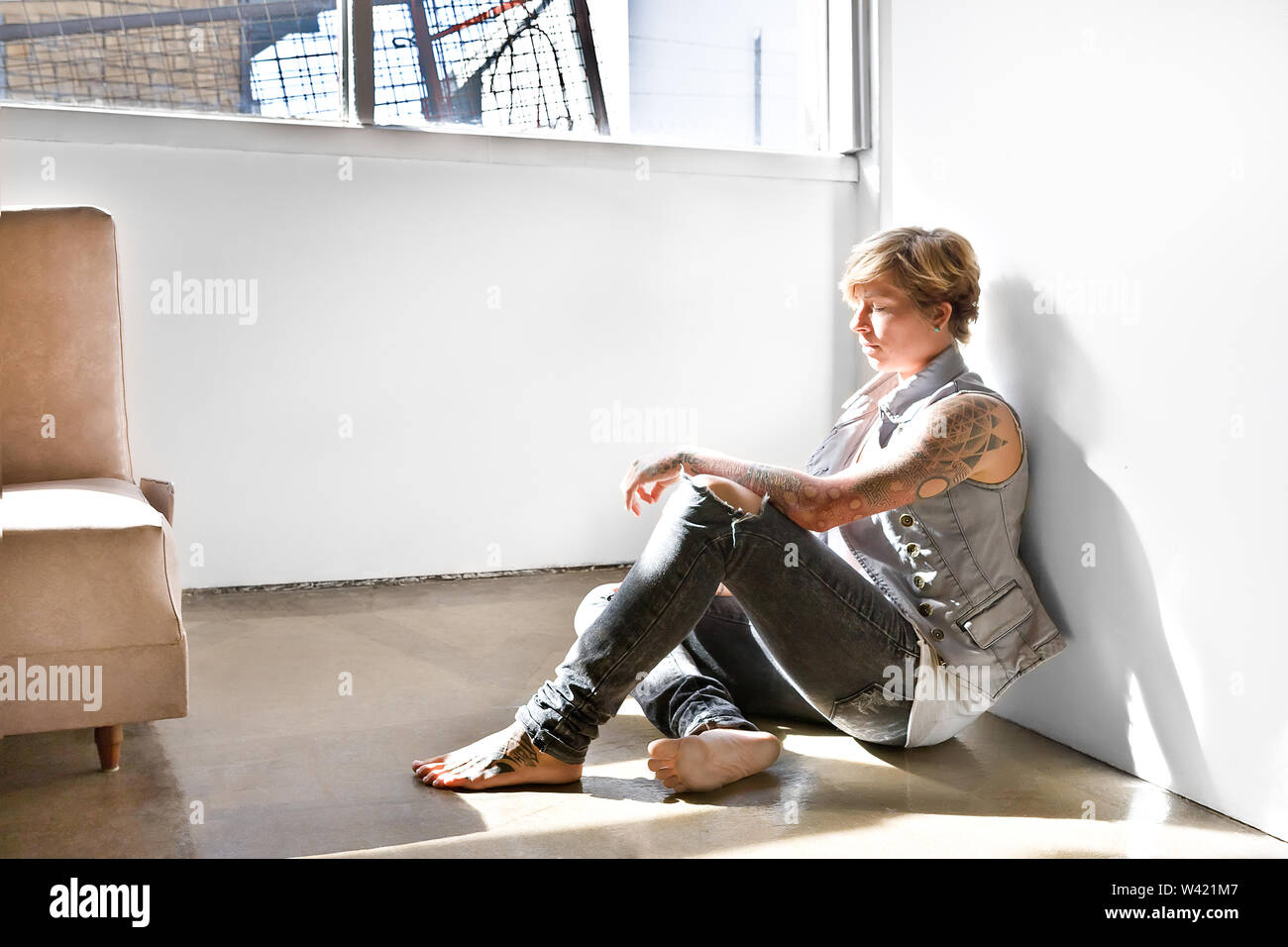 Gold tattoos hi-res stock photography and images - Alamy