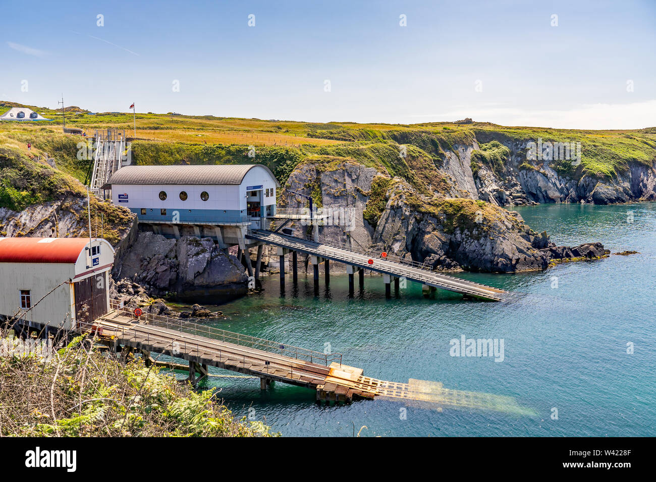 New old rnli lifeboat stations hi-res stock photography and images - Alamy