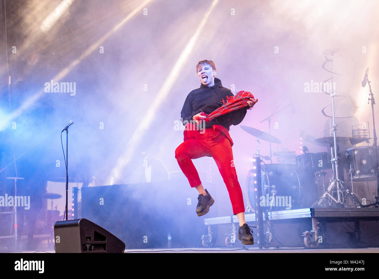 Isak band hi-res stock photography and images - Alamy