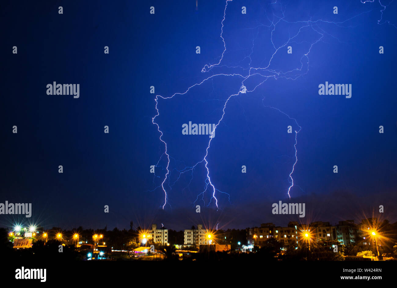 Monsoon storm india hi-res stock photography and images - Alamy
