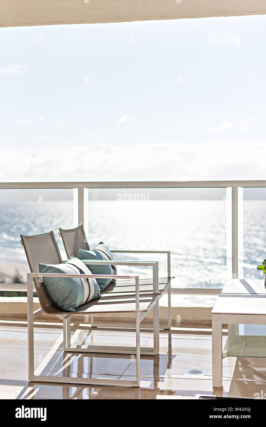 Hotel balcony ocean sofa hi-res stock photography and images - Alamy