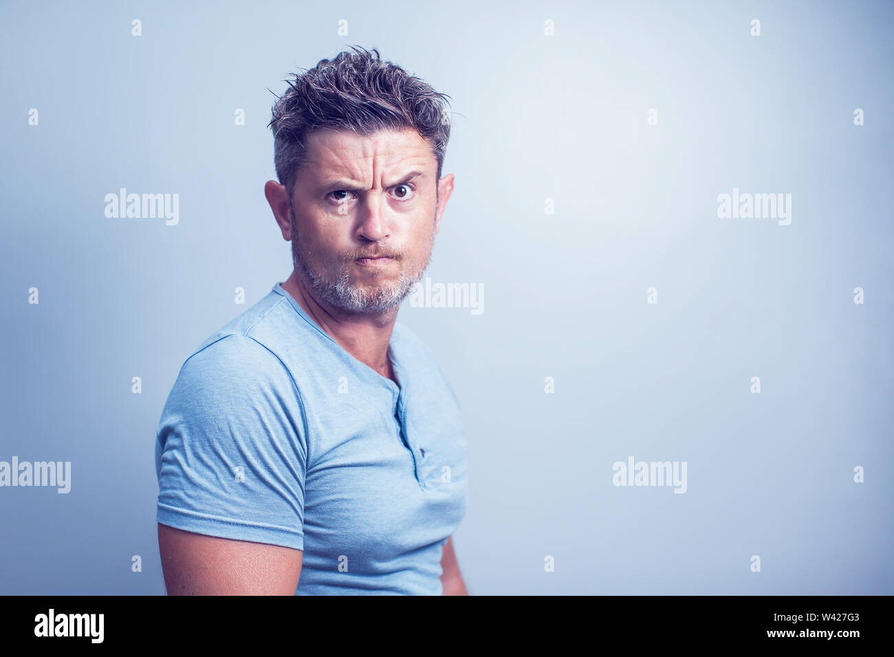 Positive model looking camera hi-res stock photography and images - Alamy