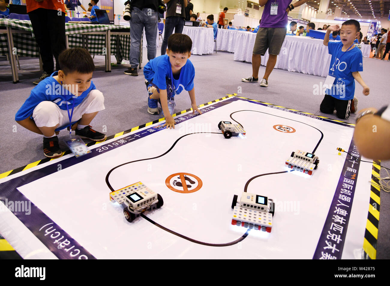 Qingdao, China's Shangdong Province. 19th July, 2019. Contestants ...