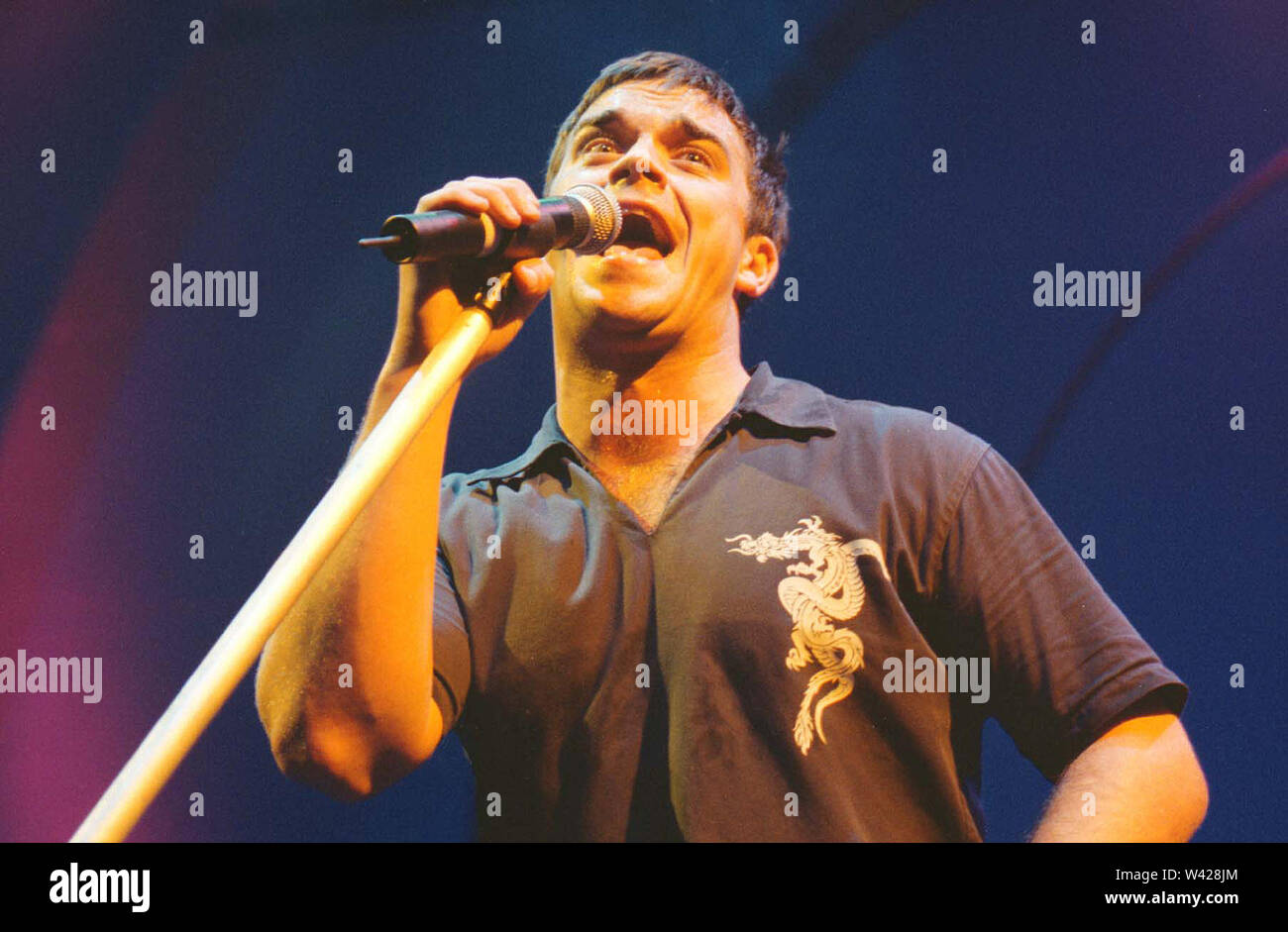 Robbie williams angels hi-res stock photography and images - Alamy