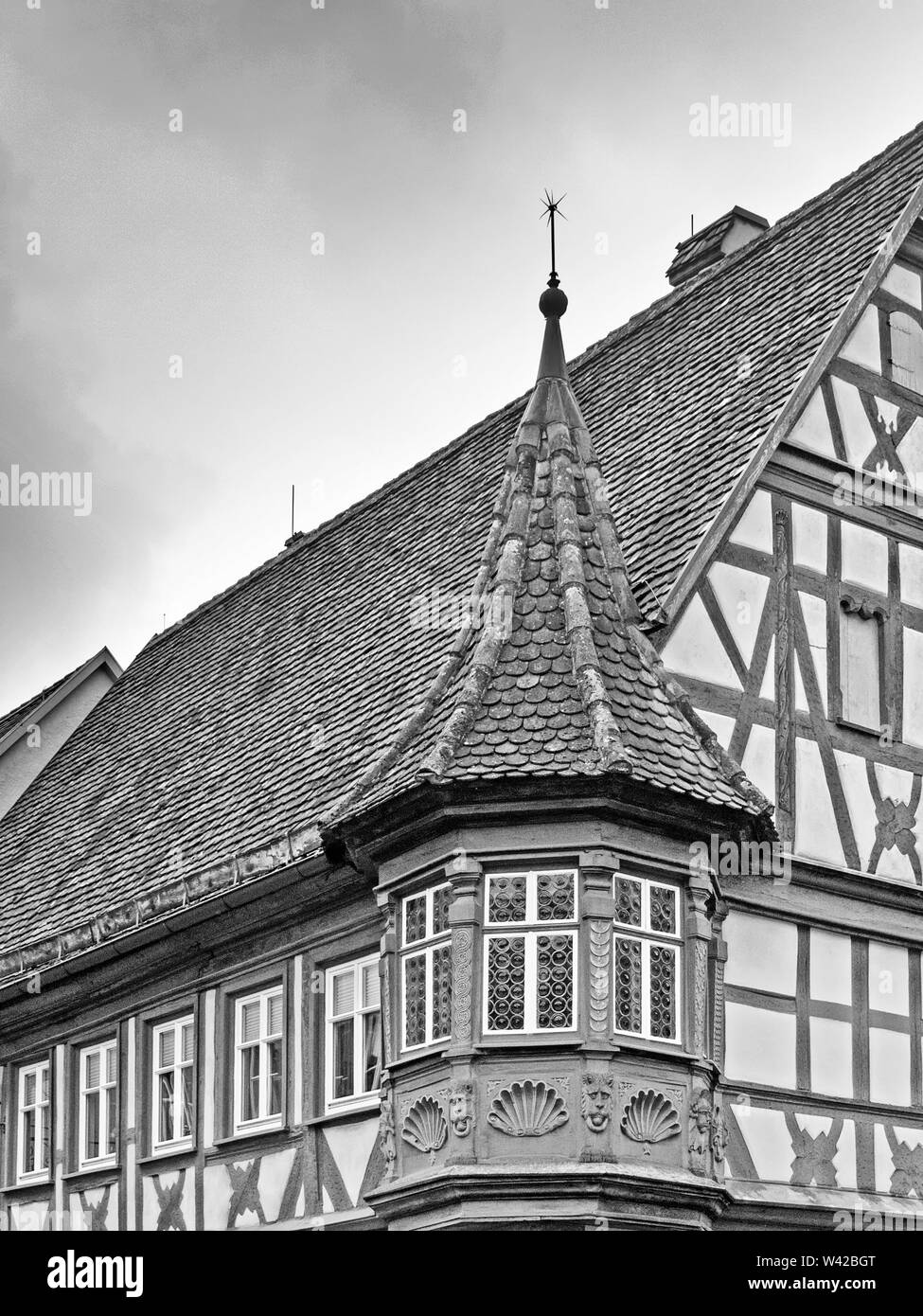 Timbered old building Black and White Stock Photos & Images - Alamy