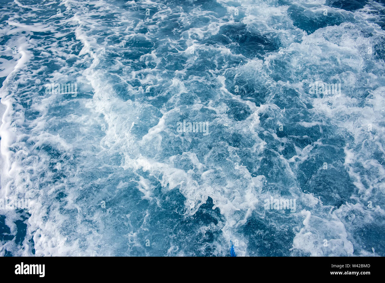 Under aqua surface hi-res stock photography and images - Alamy