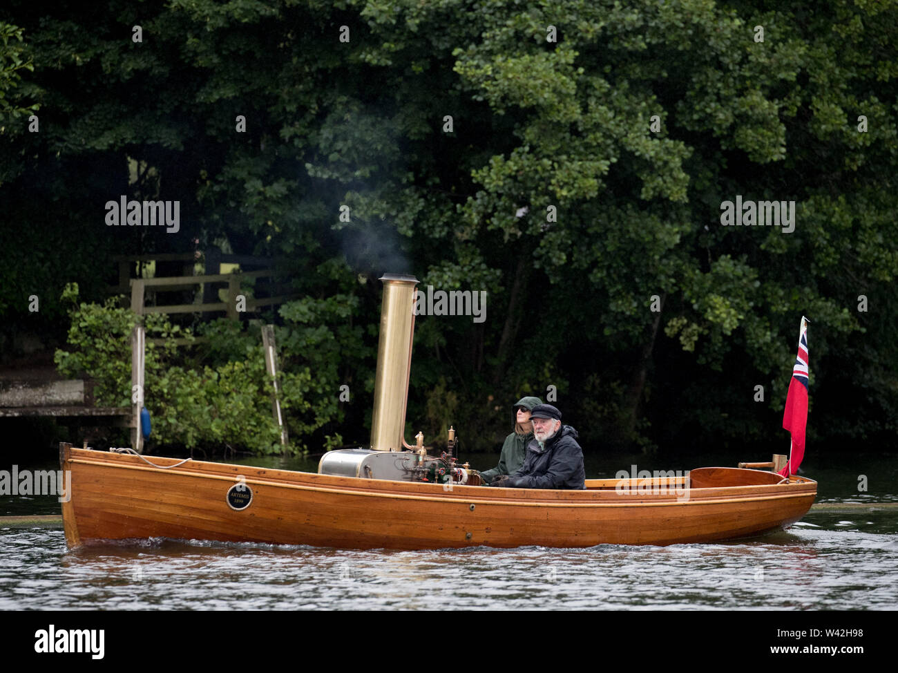 The steamboat Artemis makes her way along the river Thames during day ...