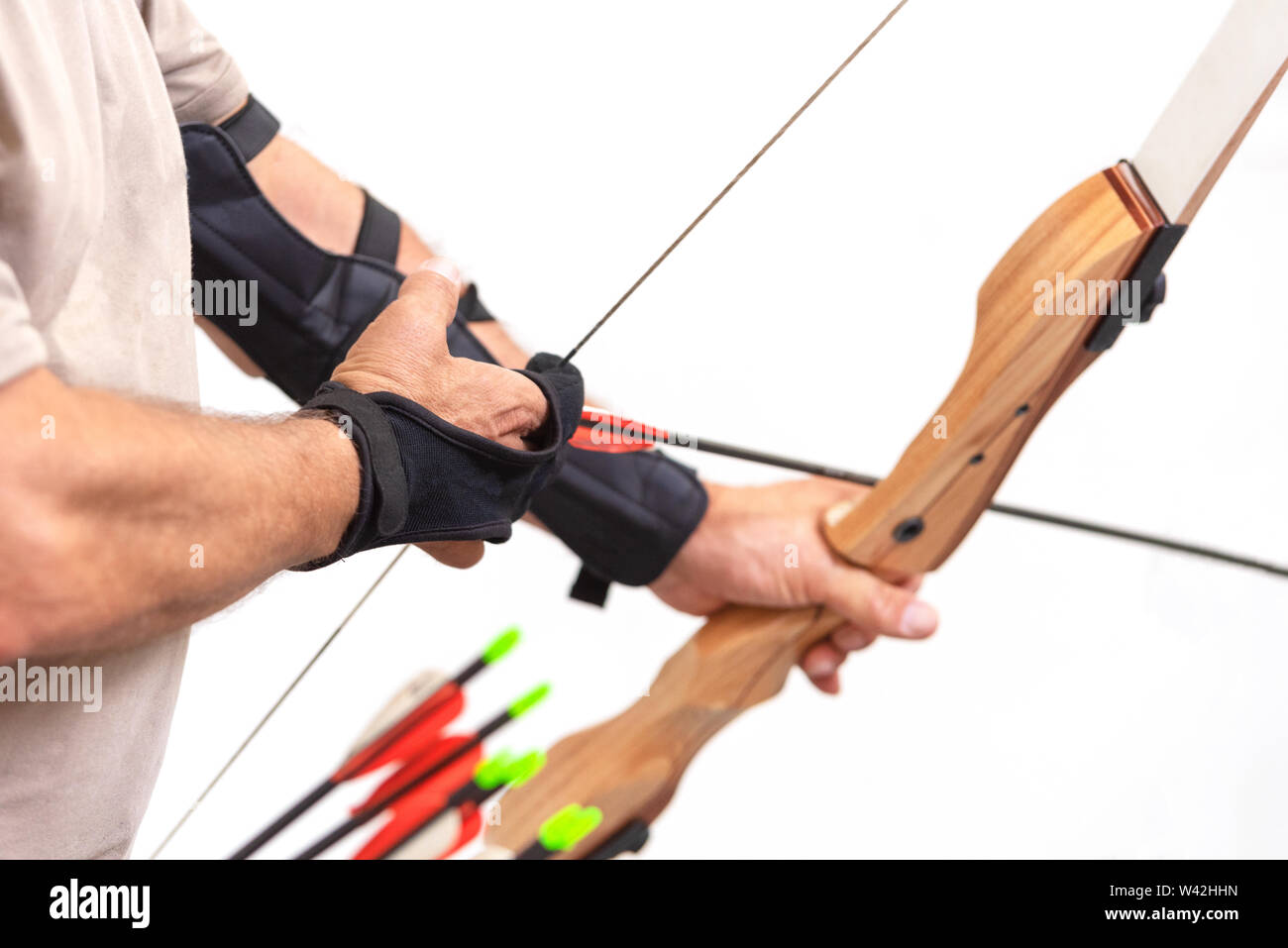 Man aiming bow arrow isolated hi-res stock photography and images - Alamy
