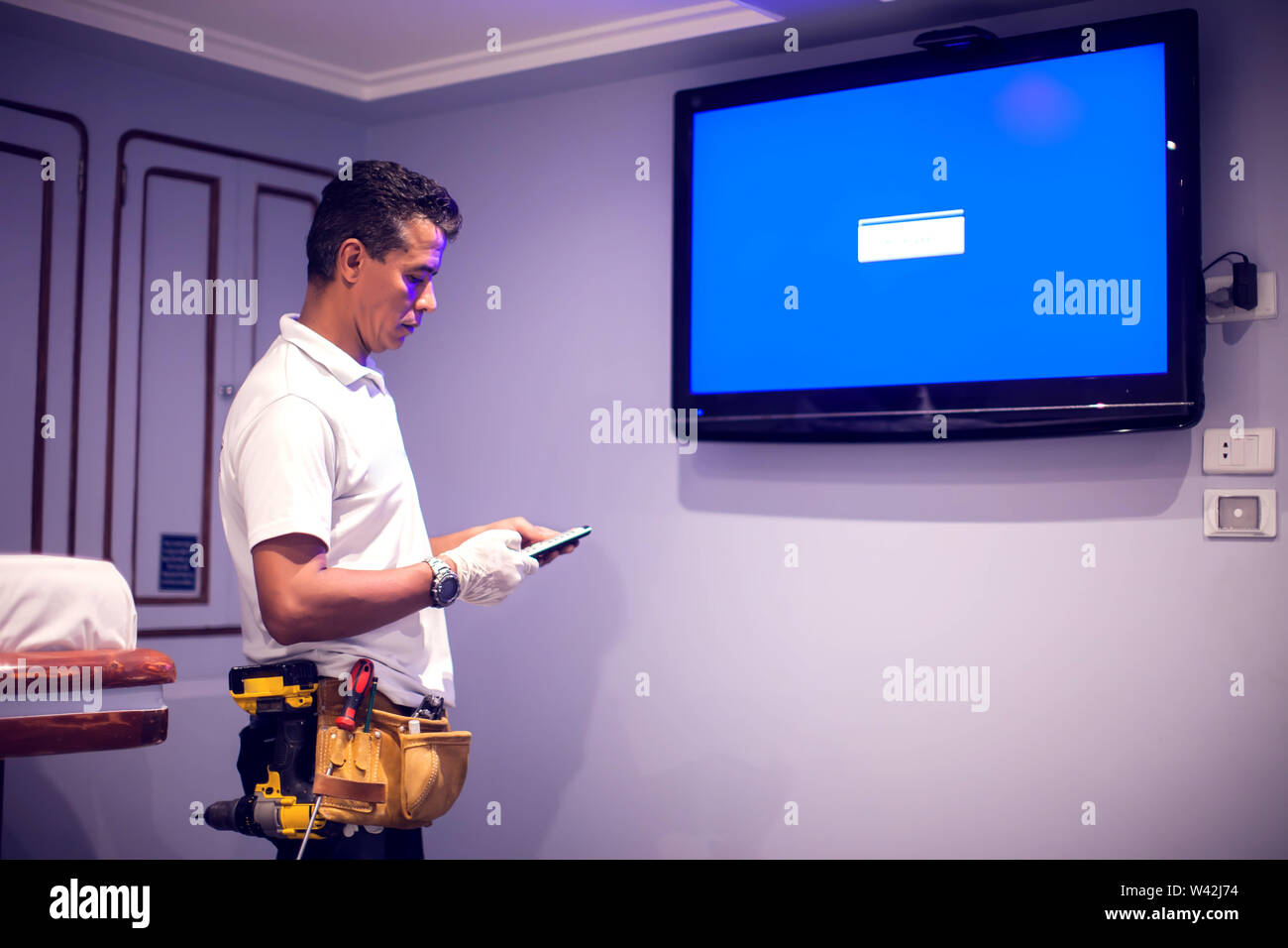 Symbol of a television screen hi-res stock photography and images - Alamy