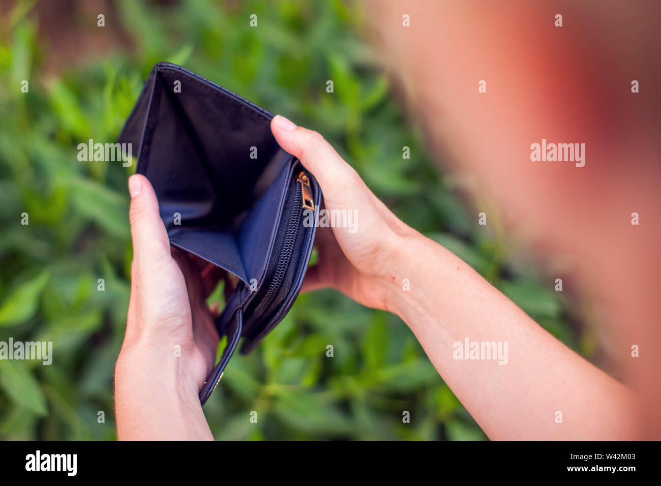 Empty open hands wallet poor crisis shopping money hi-res stock ...