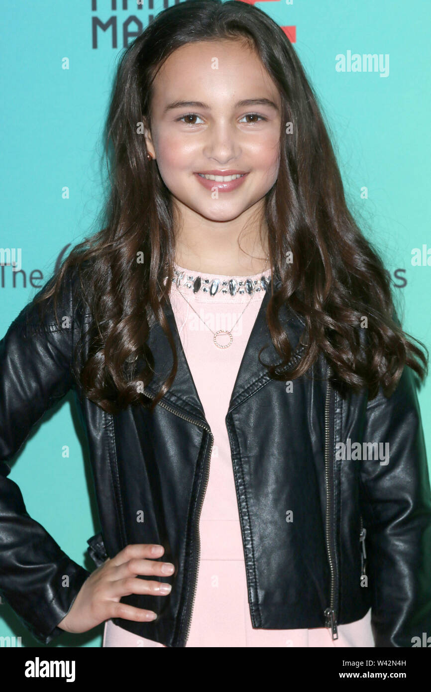 Kaylin hayman hi-res stock photography and images - Alamy