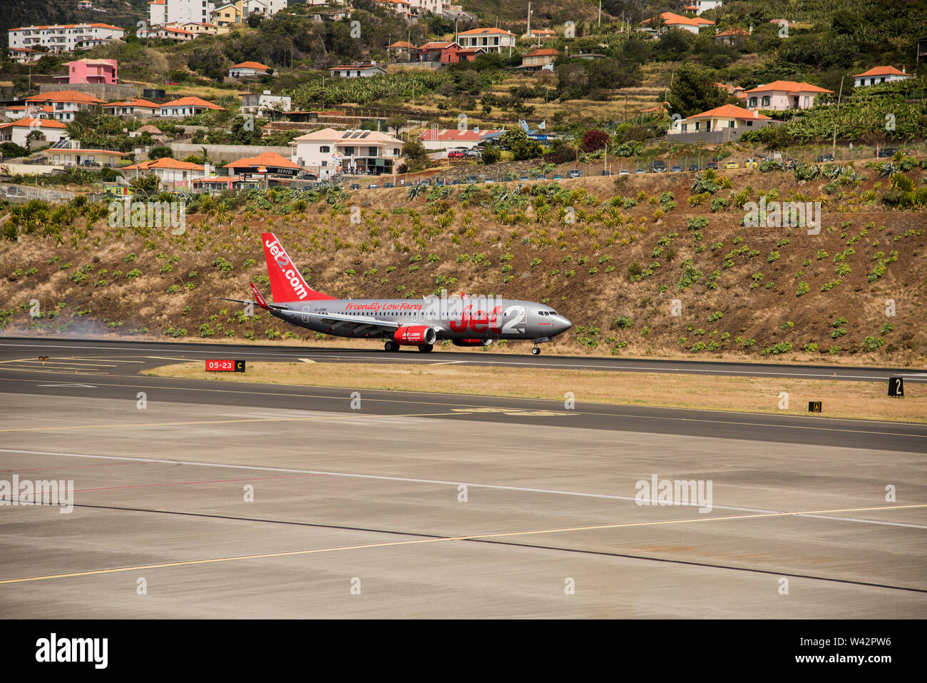 Jet2 holidays logo hi-res stock photography and images - Alamy