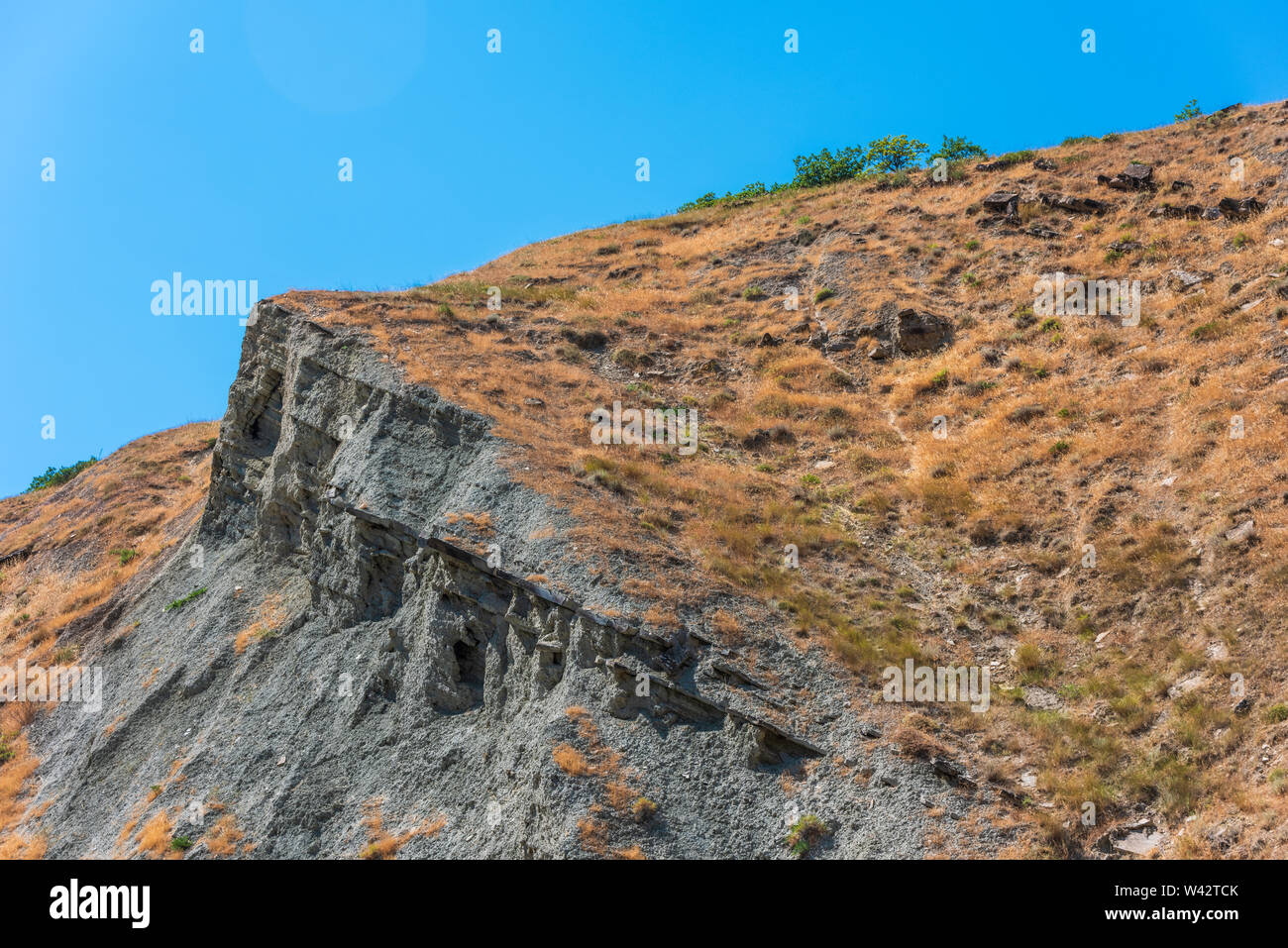 Fault lines in rock hi-res stock photography and images - Alamy