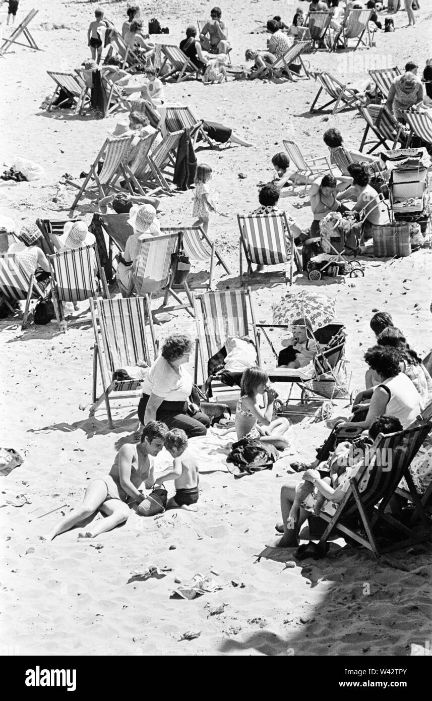 Summer Weather Beach Scenes, Teesside, August 1976 Stock Photo - Alamy
