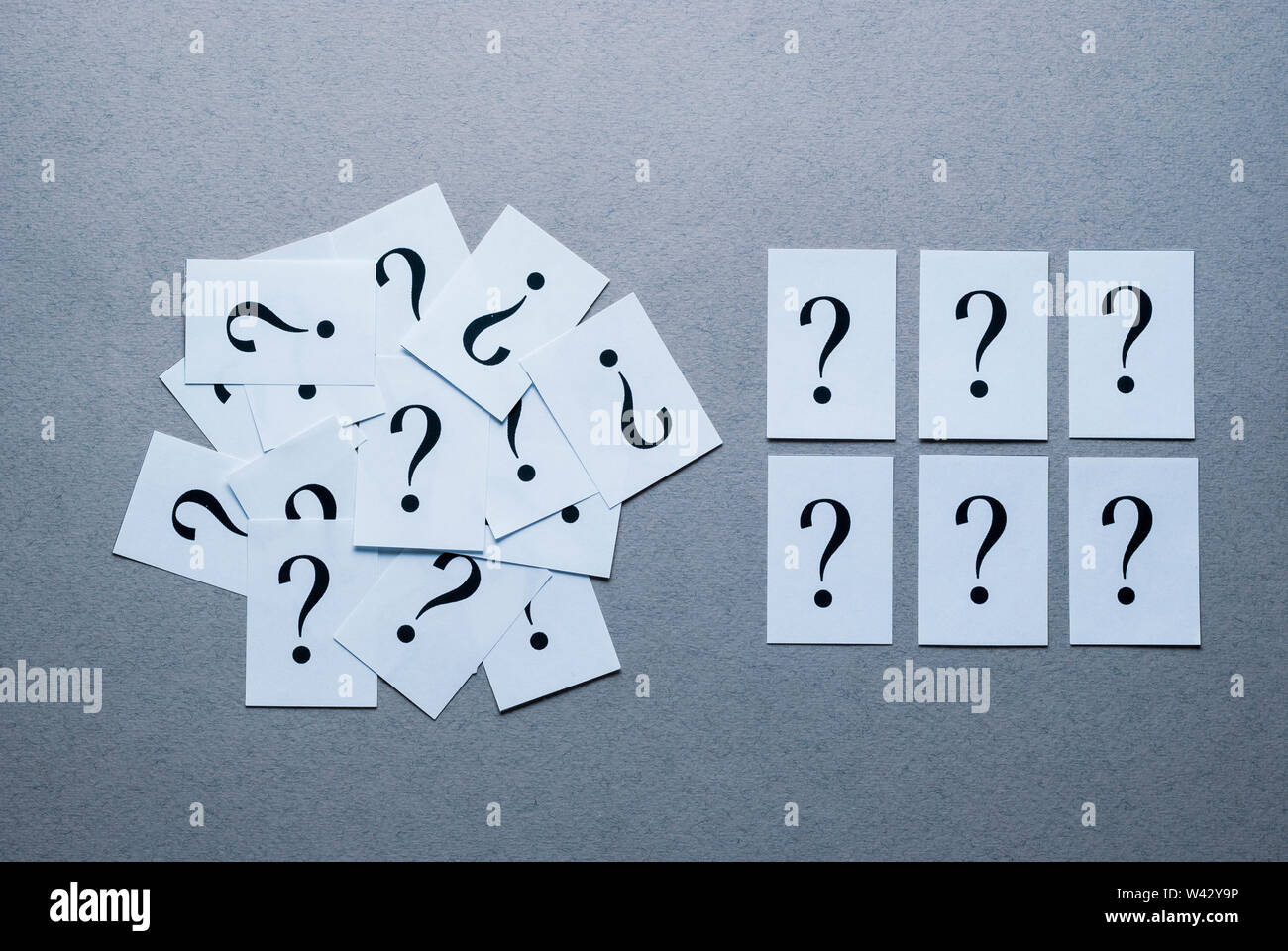 Printed question marks paper hi-res stock photography and images - Alamy