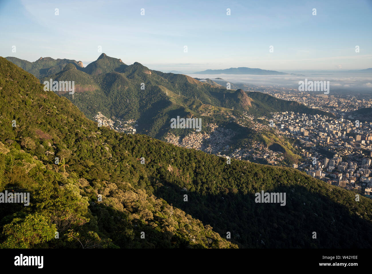 Sumare mountain hi-res stock photography and images - Alamy