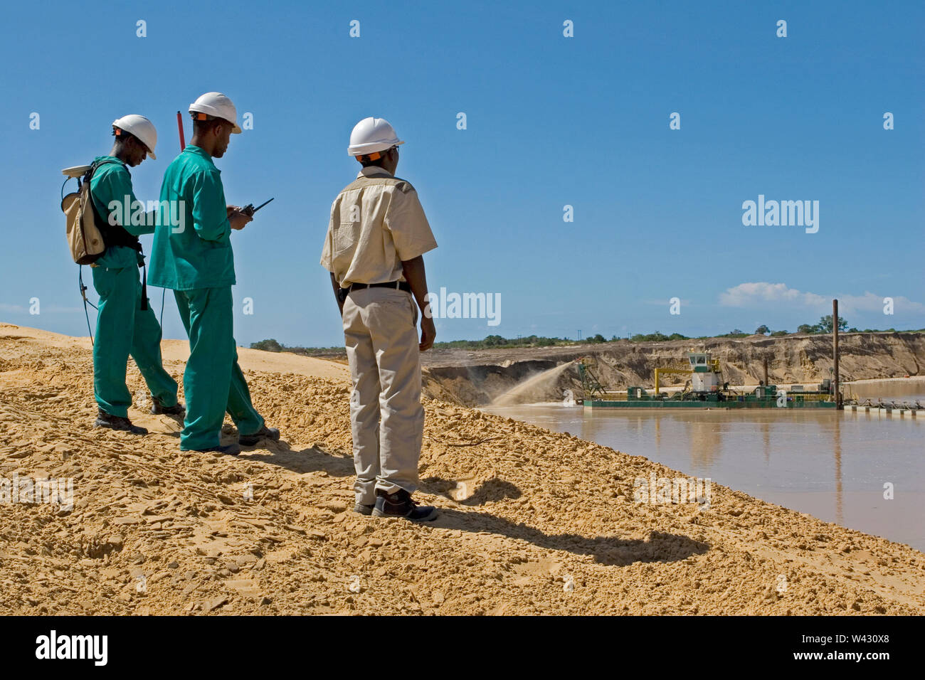 Pumping sand into wcp hi-res stock photography and images - Alamy