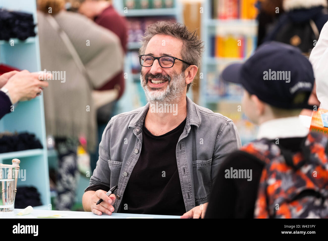 David baddiel 2019 hi-res stock photography and images - Alamy