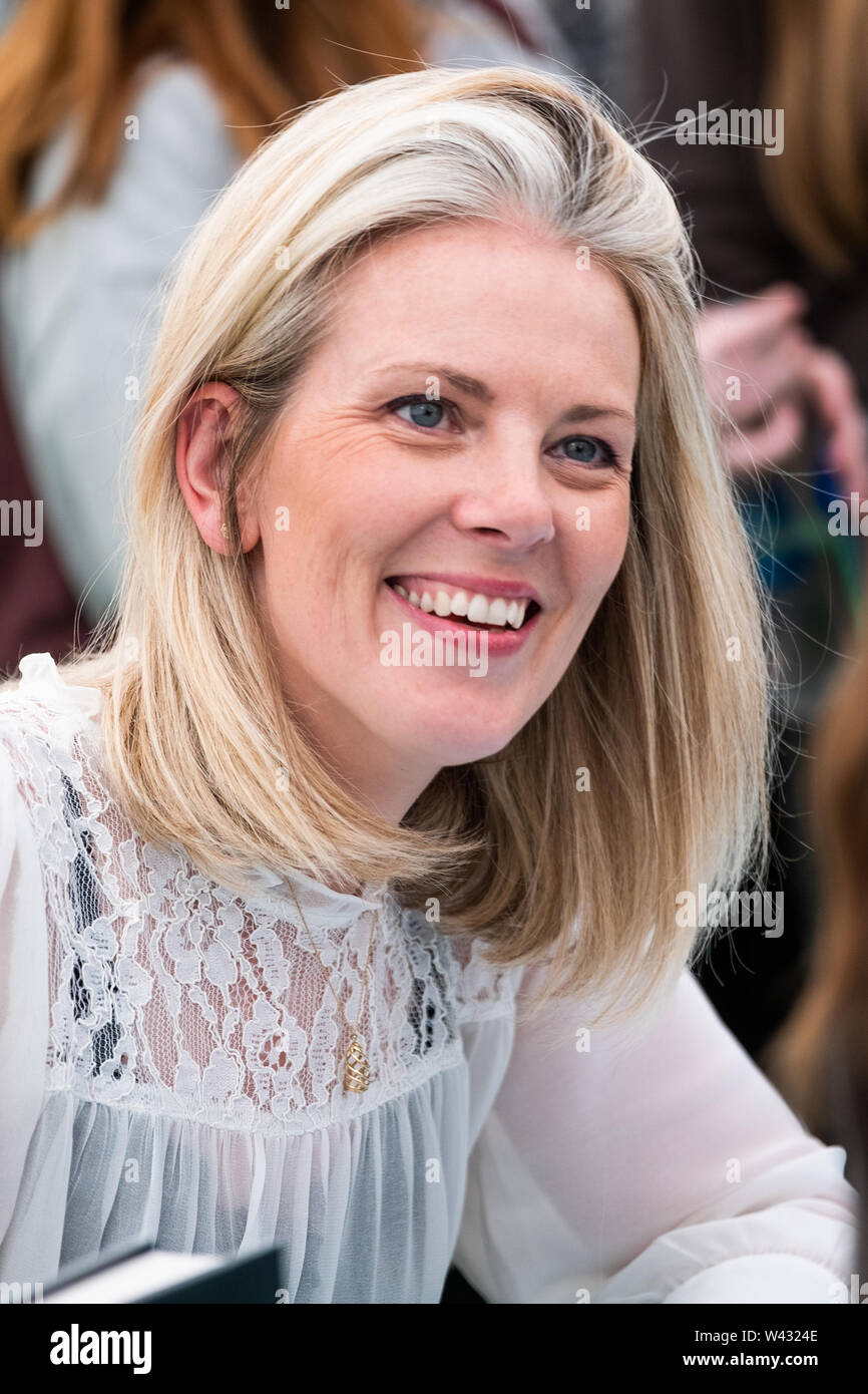 Sarah crossan hi-res stock photography and images - Alamy
