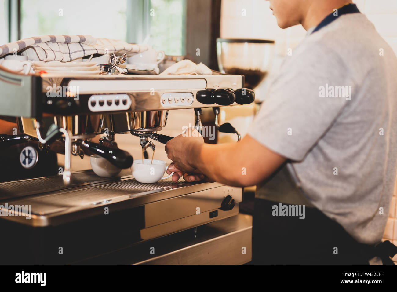 Male hands barista prepare hi-res stock photography and images - Alamy